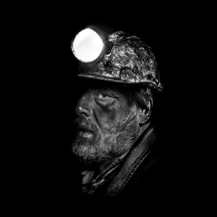 “Retrato de un minero en Asturias" de Javier Arcenillas, ganadora del ...